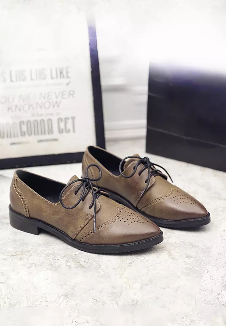 Twenty Eight Shoes VANSA Vintage 2 Tones Oxford Shoes VSW-F76666 2025 ...