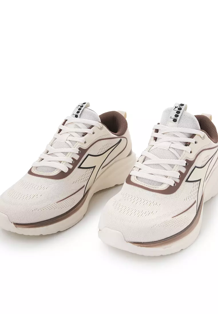 Buy Diadora Pista 2026 Online | ZALORA Philippines