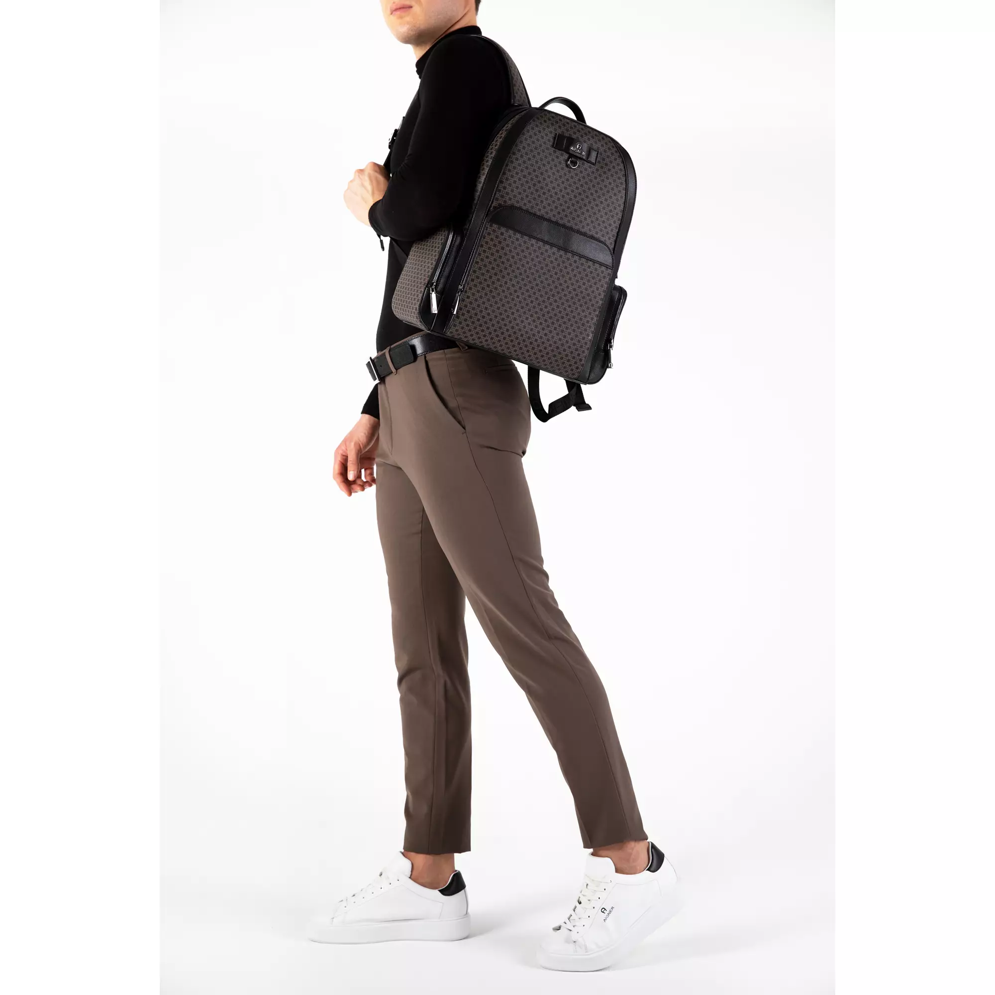 Jual Aigner AIGNER THE CORE BACKPACK Original 2025 | ZALORA Indonesia