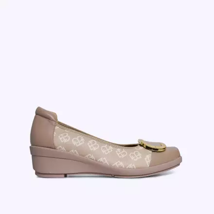 Jual Sepatu EVERBEST Original 2026 | ZALORA Indonesia