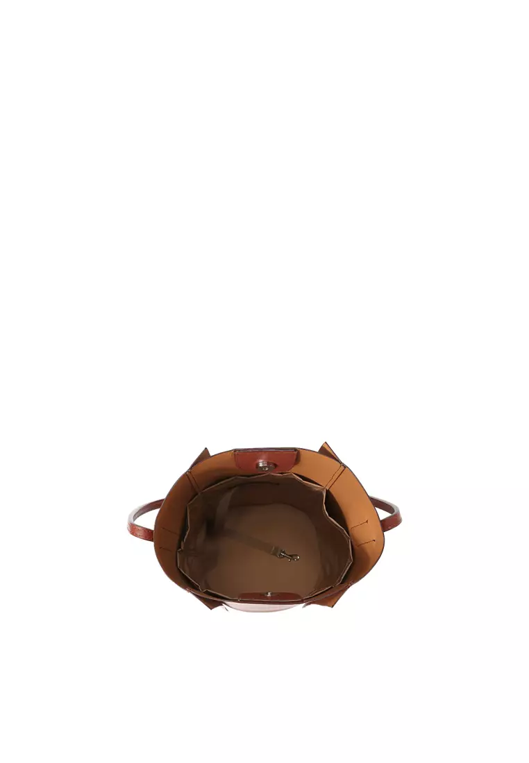 BERACAMY Cheo Bucket Bag - Coconut 2025 | Buy BERACAMY Online | ZALORA ...