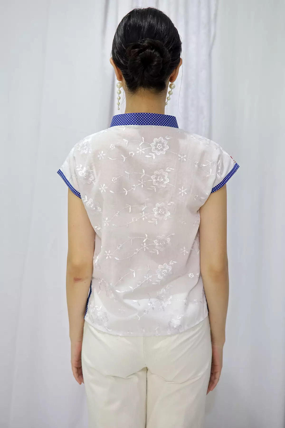 Jual DhieVine Batik Sriwetari Encim Kupu Merah Blouse Original 2026 ...