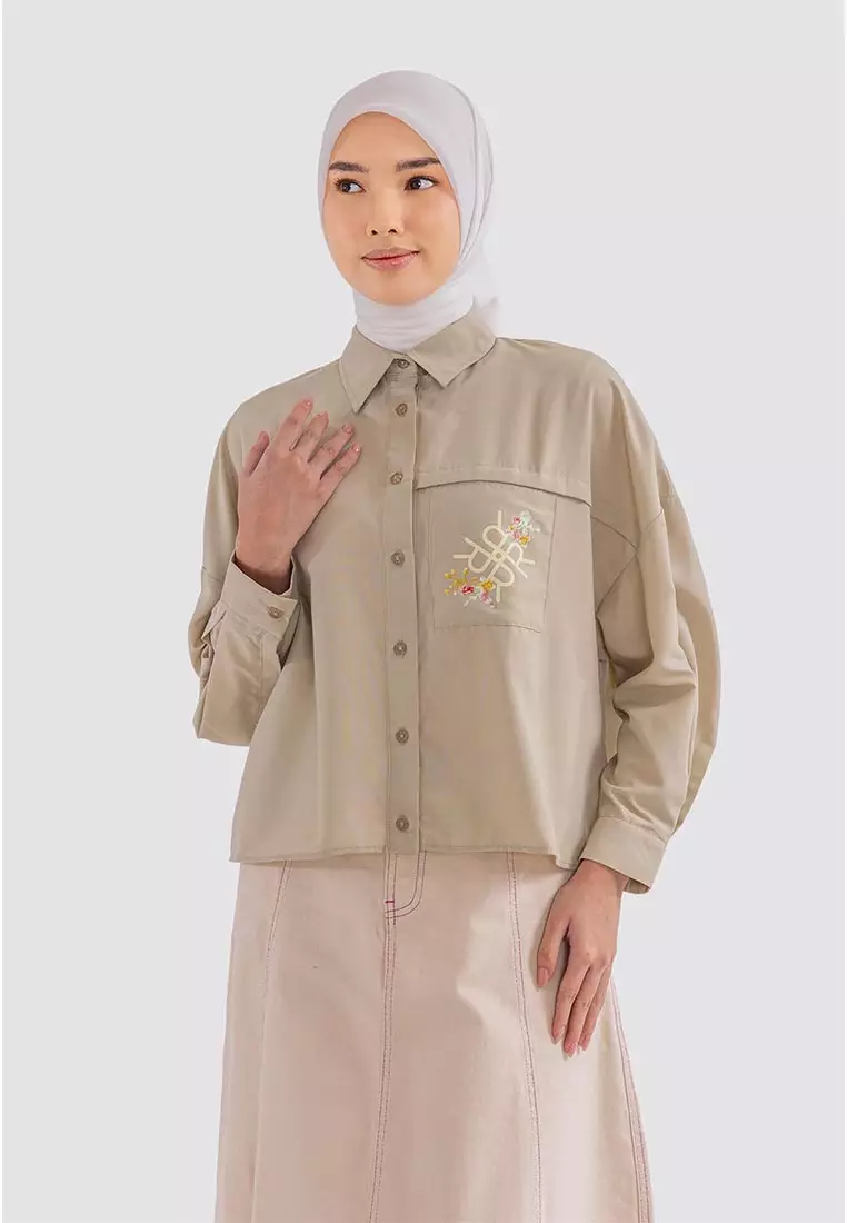 Jual Riamiranda Ria Miranda Sage Delila Shirt Original 2025 | ZALORA ...