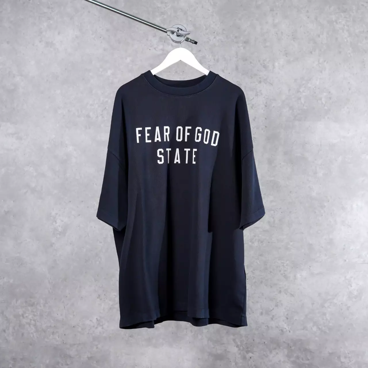 Jual Essentials Kaos ESSENTIALS FEAR OF GOD BLACK TSHIRT 100% ORIGINAL ...