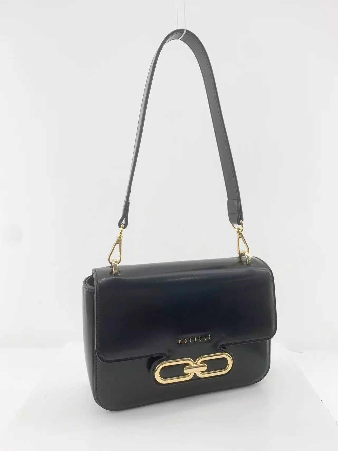 Jual Rotelli Dianella 255 Slingbag Original 2026 | ZALORA Indonesia