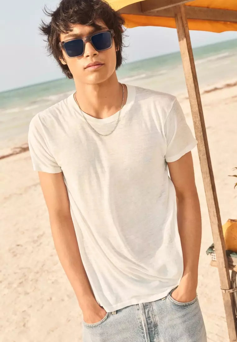 Buy QUAY QUAY Fast Lane Sunglasses - Grey/Navy Polarized 2025 Online ...