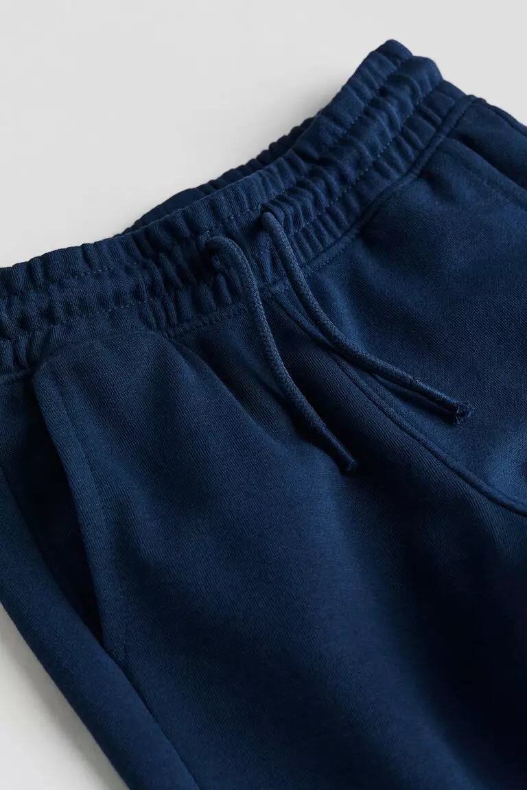 Jual H&M Sweatshirt shorts Original 2024 | ZALORA Indonesia