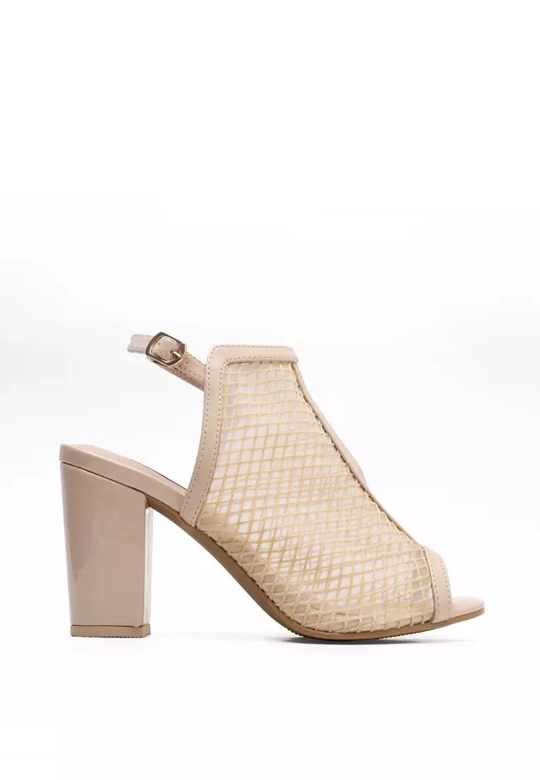 Buy Zanea Shoes Sydney Sandals 2024 Online | ZALORA Philippines