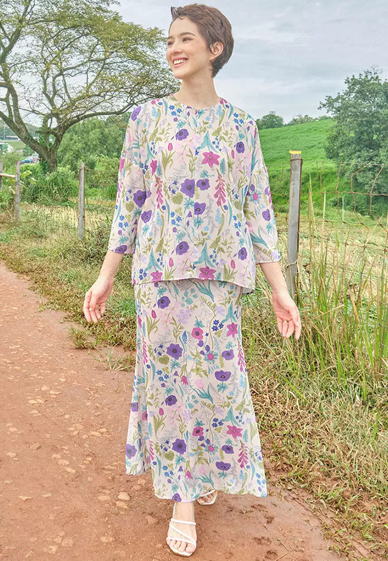 Buy POPLOOK Sentosa Blouse & Skirt - Beige/Purple Fleur Online | ZALORA ...