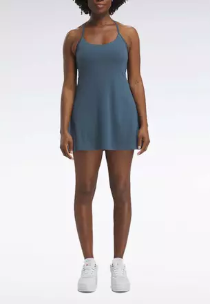 Reebok | Sports Shoes & Apparel | ZALORA Philippines