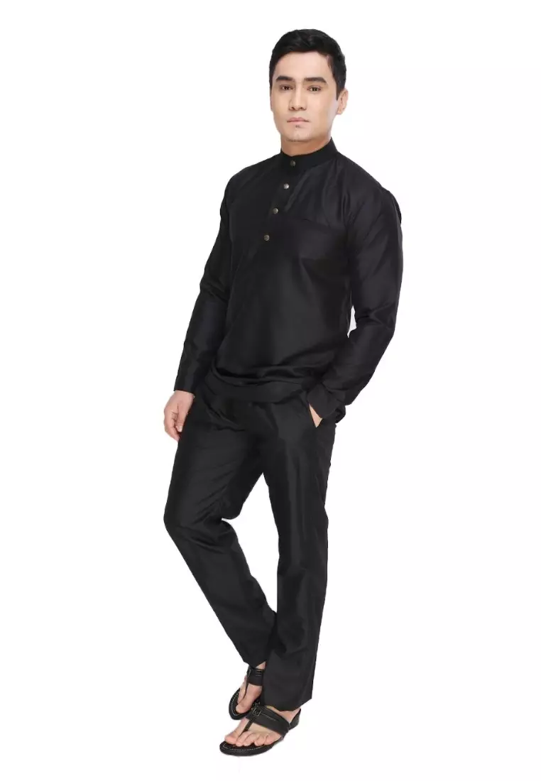 Buy Amar Amran Baju Melayu Raja Sehari 2025 Online | ZALORA
