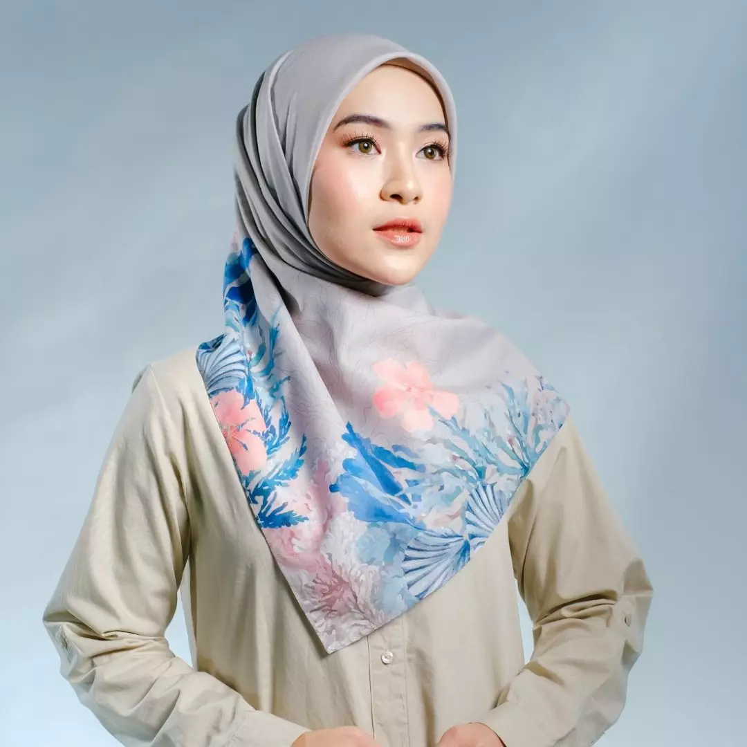 Jual ZOYA VESPERA Scarf Khaki - Kerudung Hijab Segiempat Motif With ...