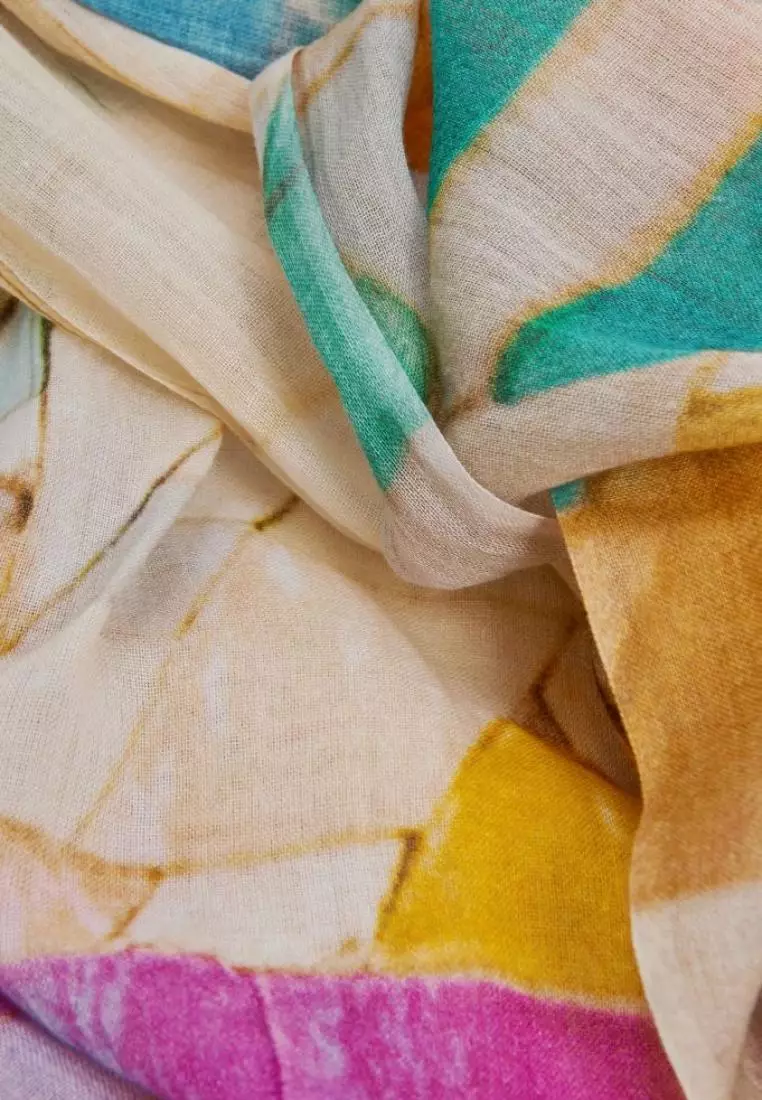 Buy Leem Geometric Print Scarf 2025 Online | ZALORA