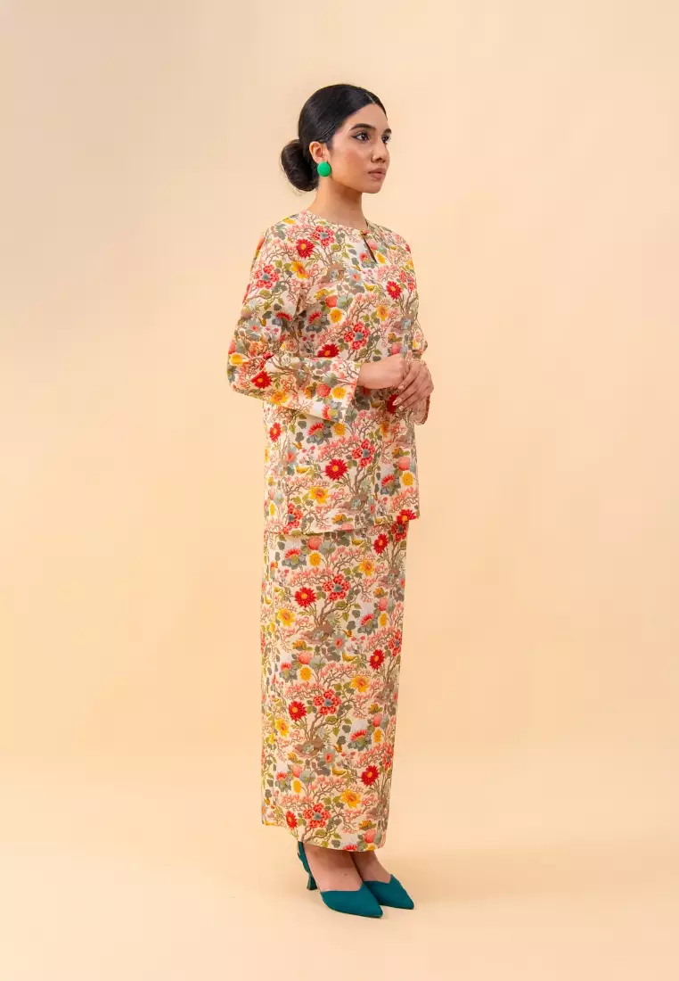 Buy Bayu Somerset Bayu Somerset Ruby Kurung 2026 Online | ZALORA