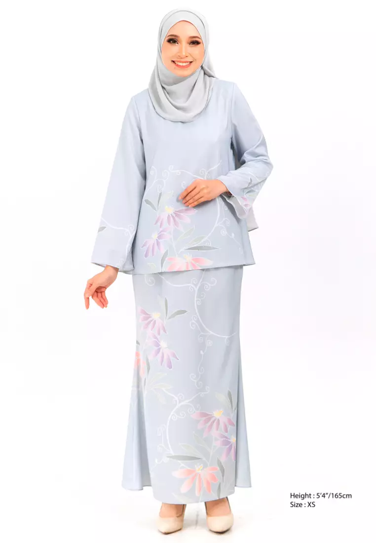 Buy Gene Martino Inang Kurung Kedah Modern Online | ZALORA Malaysia