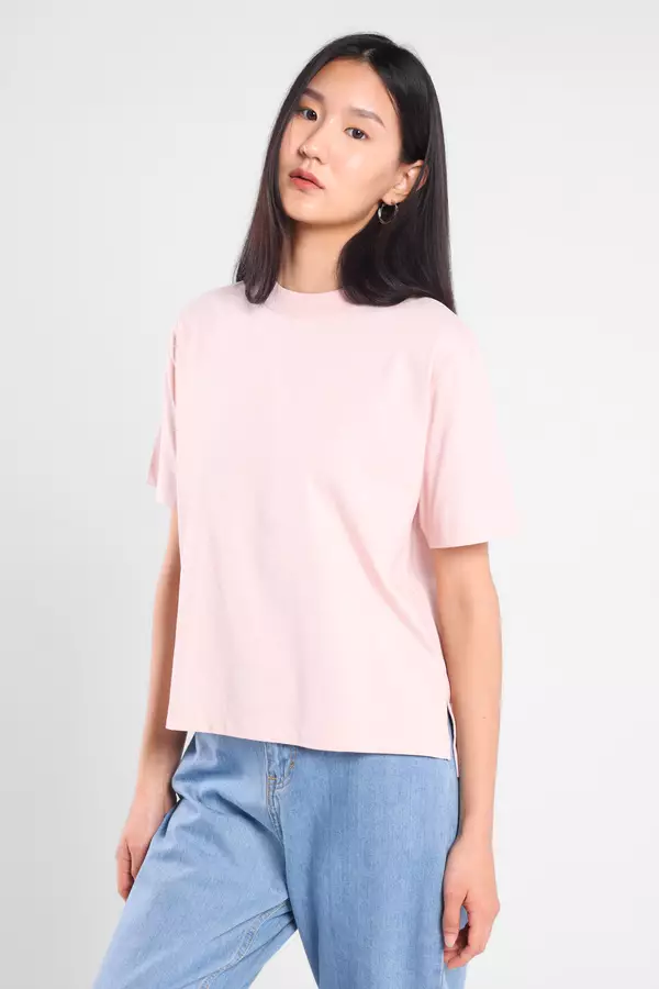 Jual Minimal Minimal x Sarah Azka - Cisca - T-Shirt Rileks Lengan ...