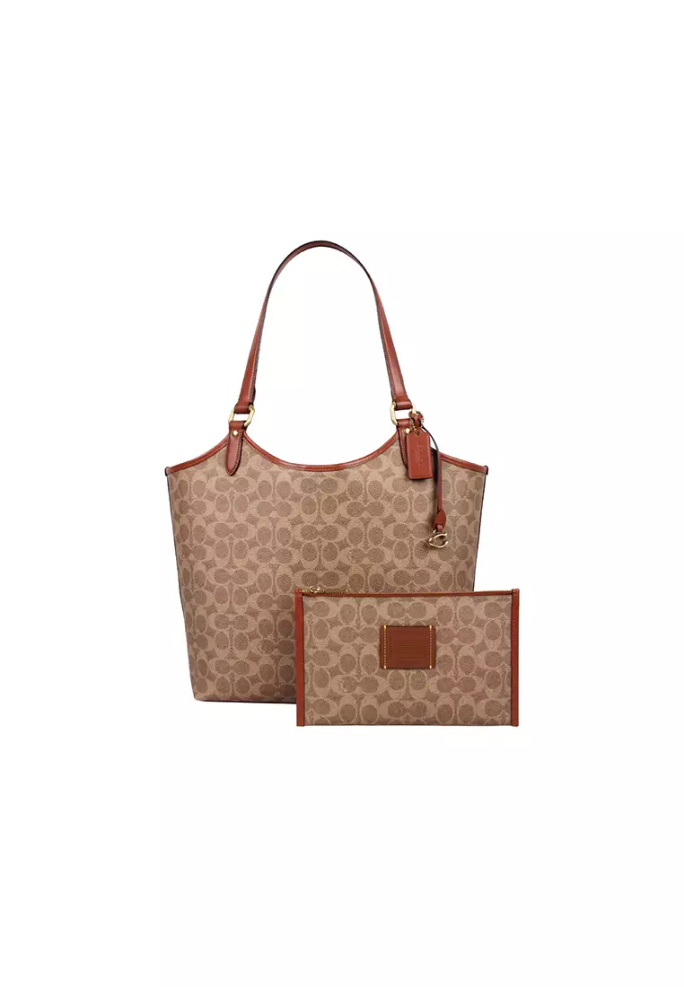 Jual Coach COACH蔻馳 Hari 32 old classic cells campaiged with big wool ...