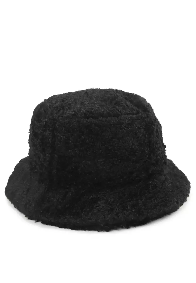 Jual Urban State Fuzzy Bucket Hat Original 2025 | ZALORA Indonesia