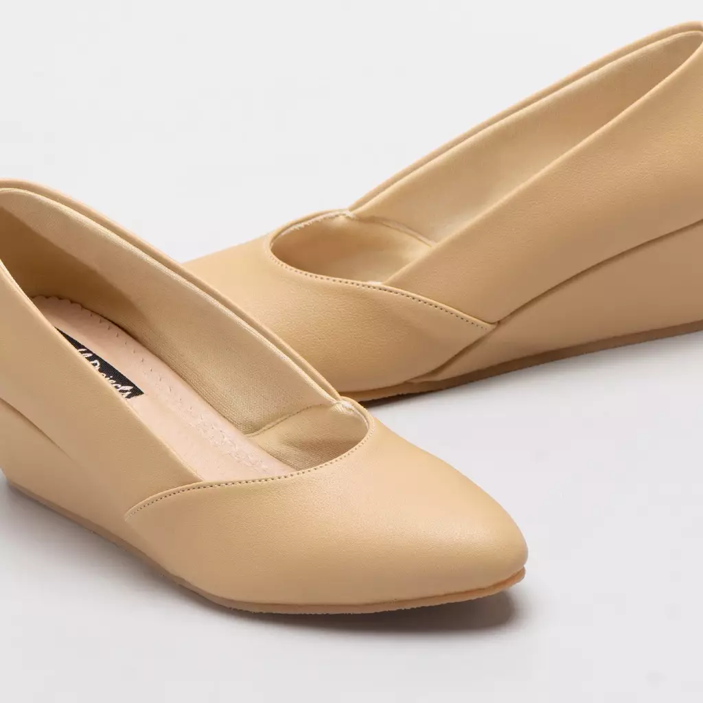 Jual Adorableprojects Yealy Mini Wedges Nude Original 2025 | ZALORA Indonesia