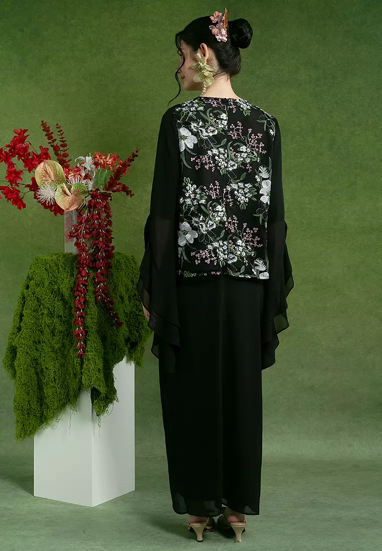 Buy Lubna Dayana Kedah with Frill Sleeves Set 2026 Online | ZALORA ...