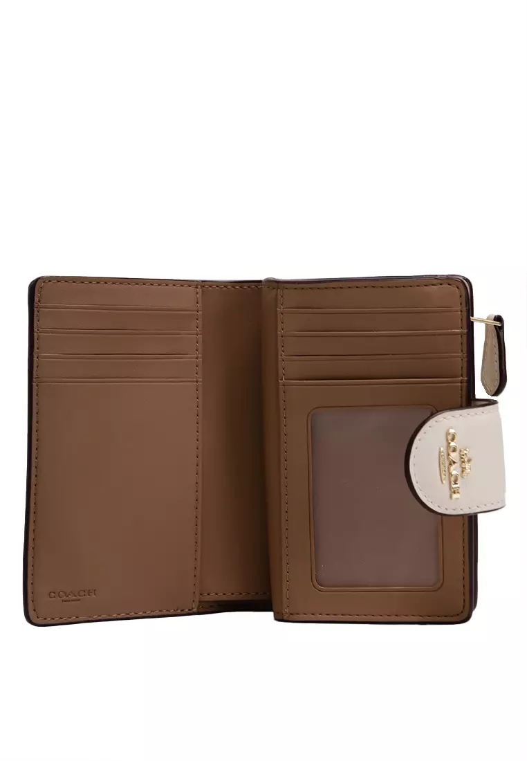 Coach Medium Corner Zip Wallet In Signature Canvas (me) 2025 | Buy ...