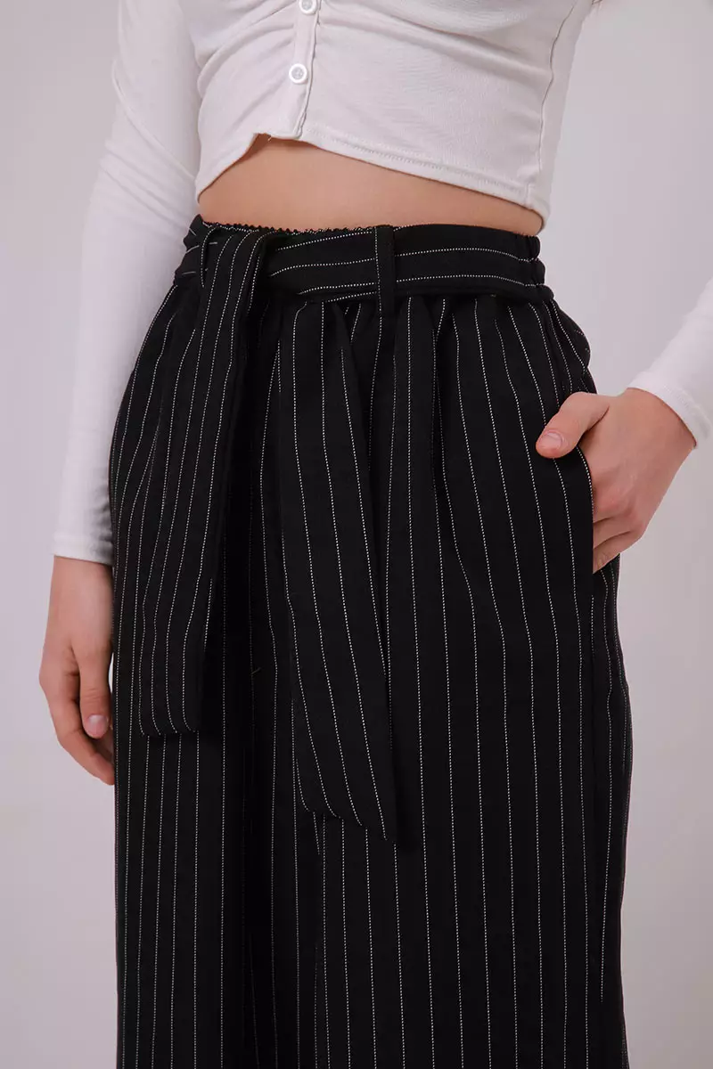 Jual Berrybenka Label Sofia Reign Stripes Pants Black Original 2025 ...