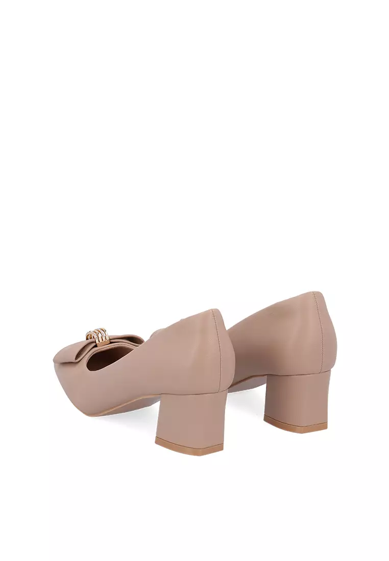 Buy Carlo Rino Medium Beige Amora Bow Pumps 2025 Online | ZALORA ...
