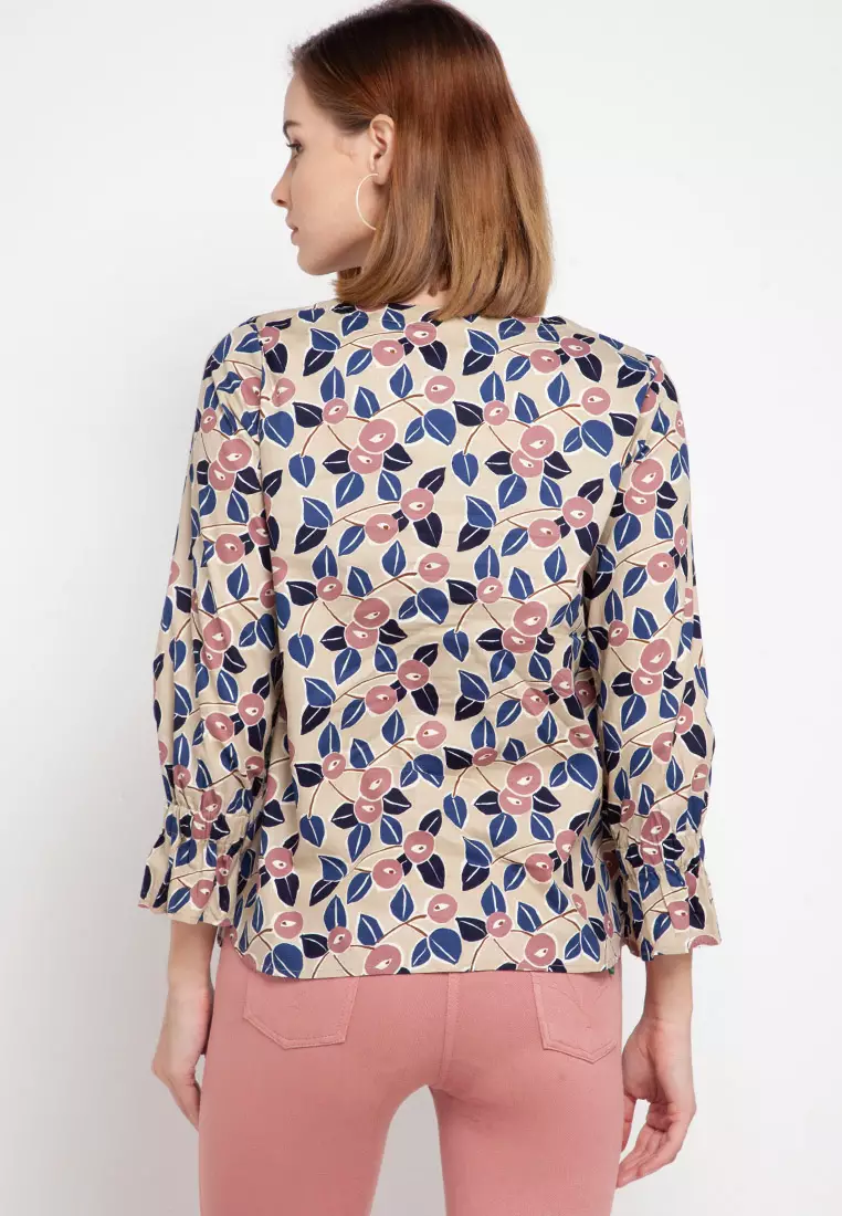 Jual Point One DOLORES Floral Blouse Original 2025 | ZALORA Indonesia