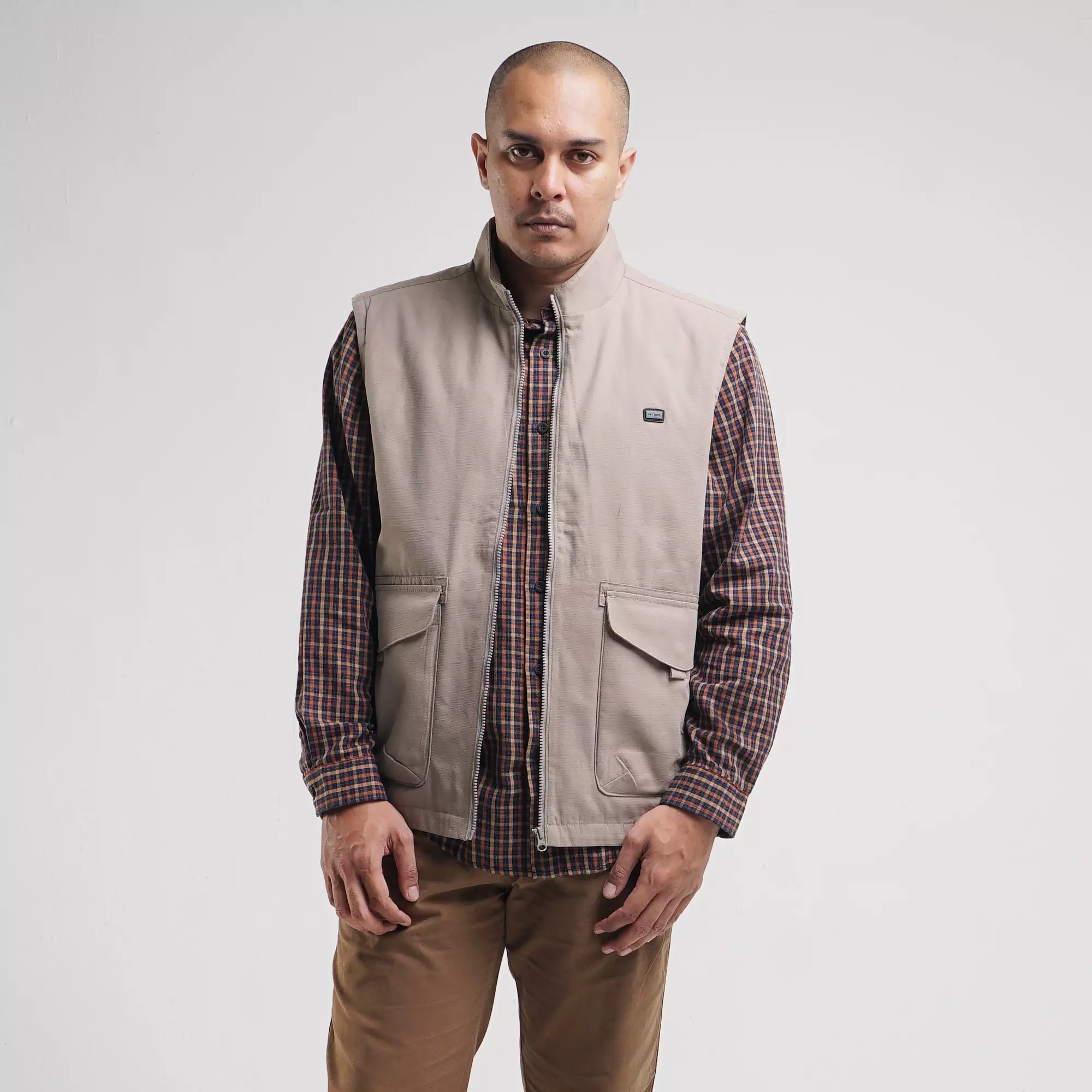 Jual MGEE MGEE Casual Vest Original 2024 | ZALORA Indonesia