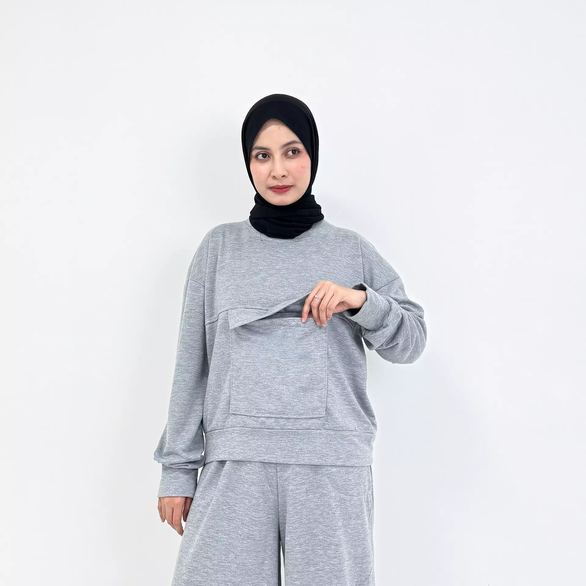Jual LEZAHRASIGNATURE Arin Training Set ABU MUDA Setelan Baju Olahraga ...