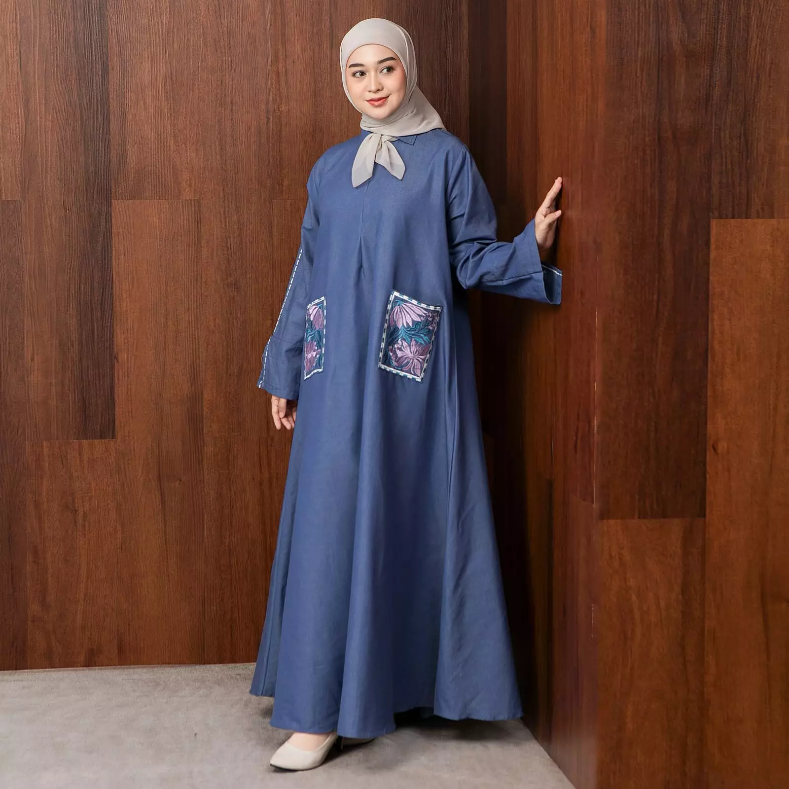 Jual Lozy Hijab Irish Dress Pacific Blue Original 2025 | ZALORA Indonesia
