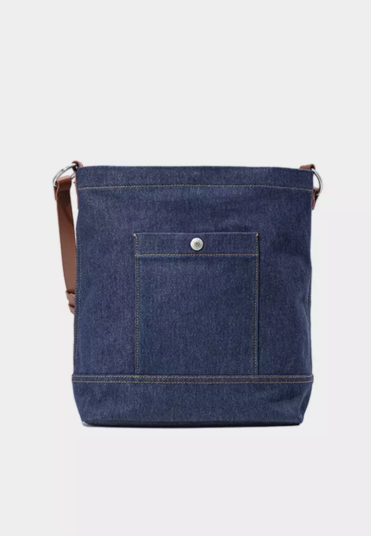 Buy Levi's Women's Heritage Bucket Bag 000IP-0001 2025 Online | ZALORA ...