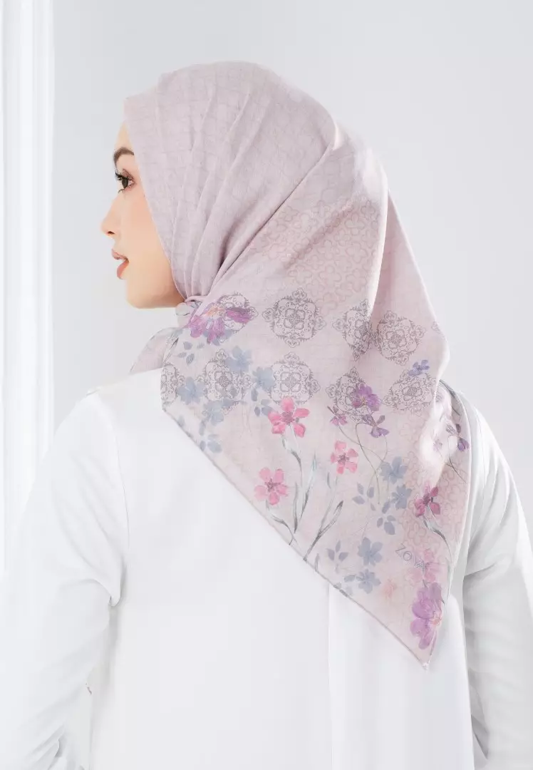 Jual ZOYA Zoya CELOSIA Print Scarf Khaki - Kerudung Hijab Segiempat Motif With BOX - Bahan Nesla ...