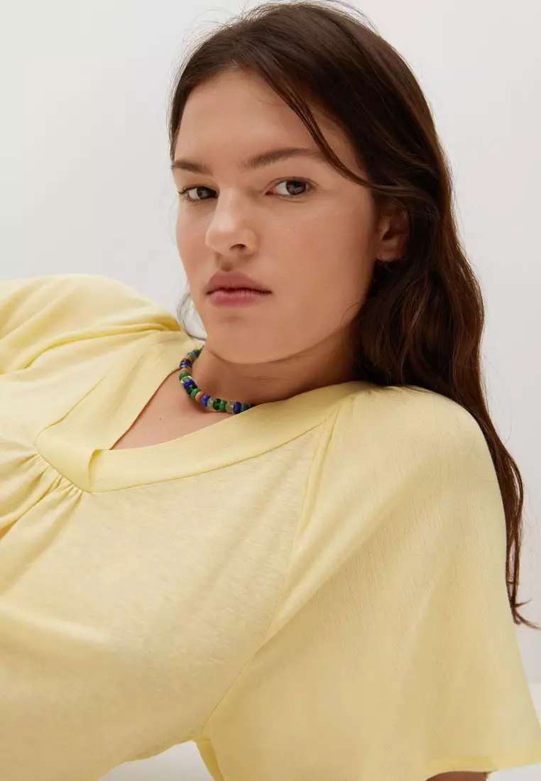 Buy Mango V-Neck Flowy Top 2025 Online | ZALORA Philippines