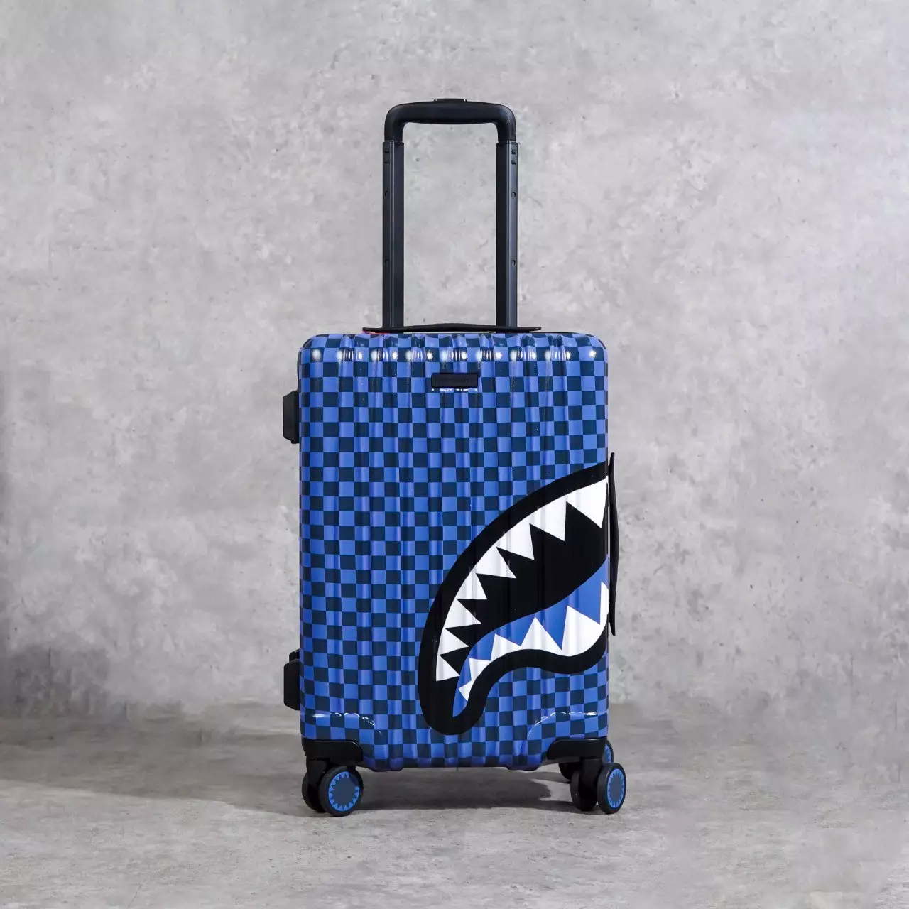 Jual Sprayground Koper SPRAYGROUND MIDNIGHT MAGIC SHARKS CHECKER BLUE ...