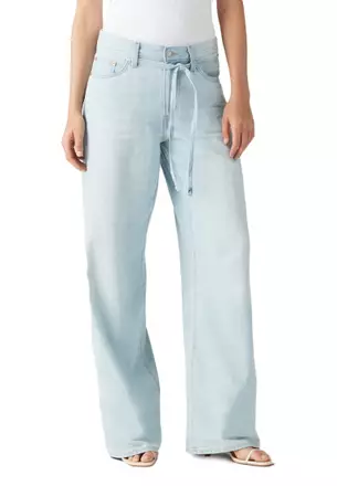 Celana & Pakaian Levi's Original di ZALORA