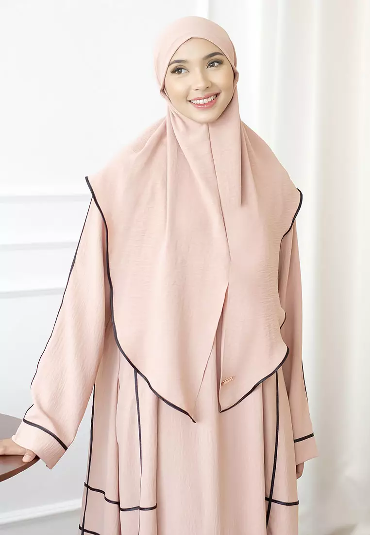 Jual Lozy Hijab Haniya Abaya Set Wheat Original 2023 | ZALORA Indonesia