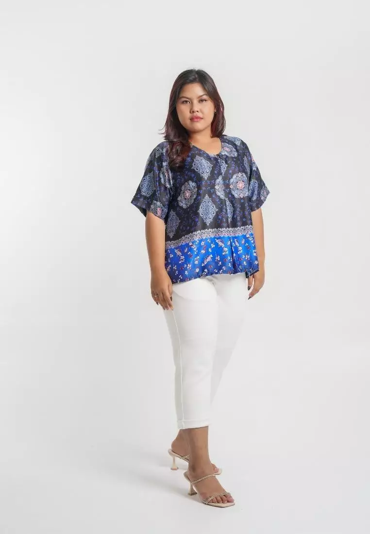 Jual Xtramiles Plus Size Batik Blouse Hwa Navy Original 2026 | ZALORA ...