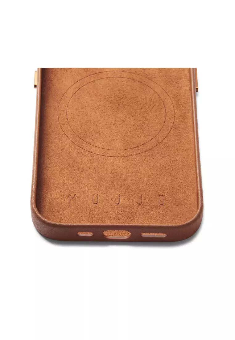 Buy MUJJO Mujjo Full Leather Vegan Leather MagSafe Compatible Phone Case iPhone 14 Tan Brown ...