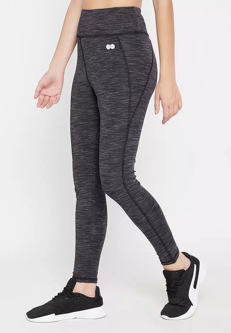 Clovia Clovia Snug Fit High-Rise Ankle-Length Active Tights in Black ...