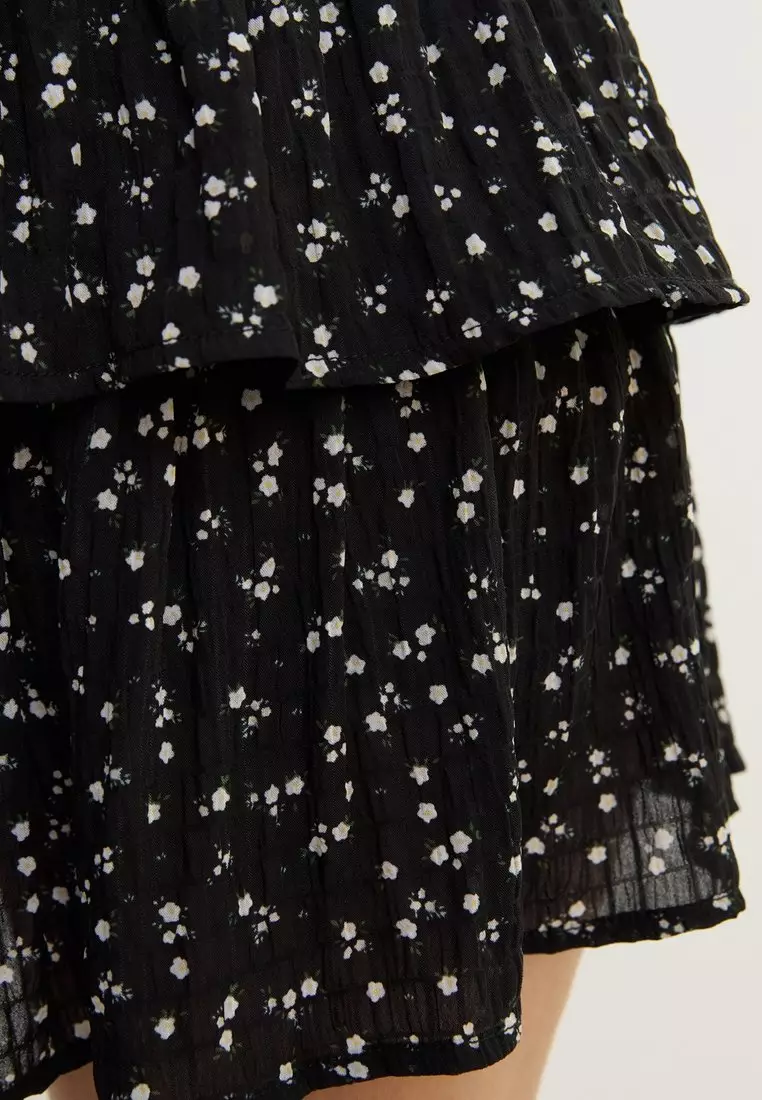 Buy Pomelo Ditsy Ruffle Tiered Mini Skirt - Black 2026 Online | ZALORA