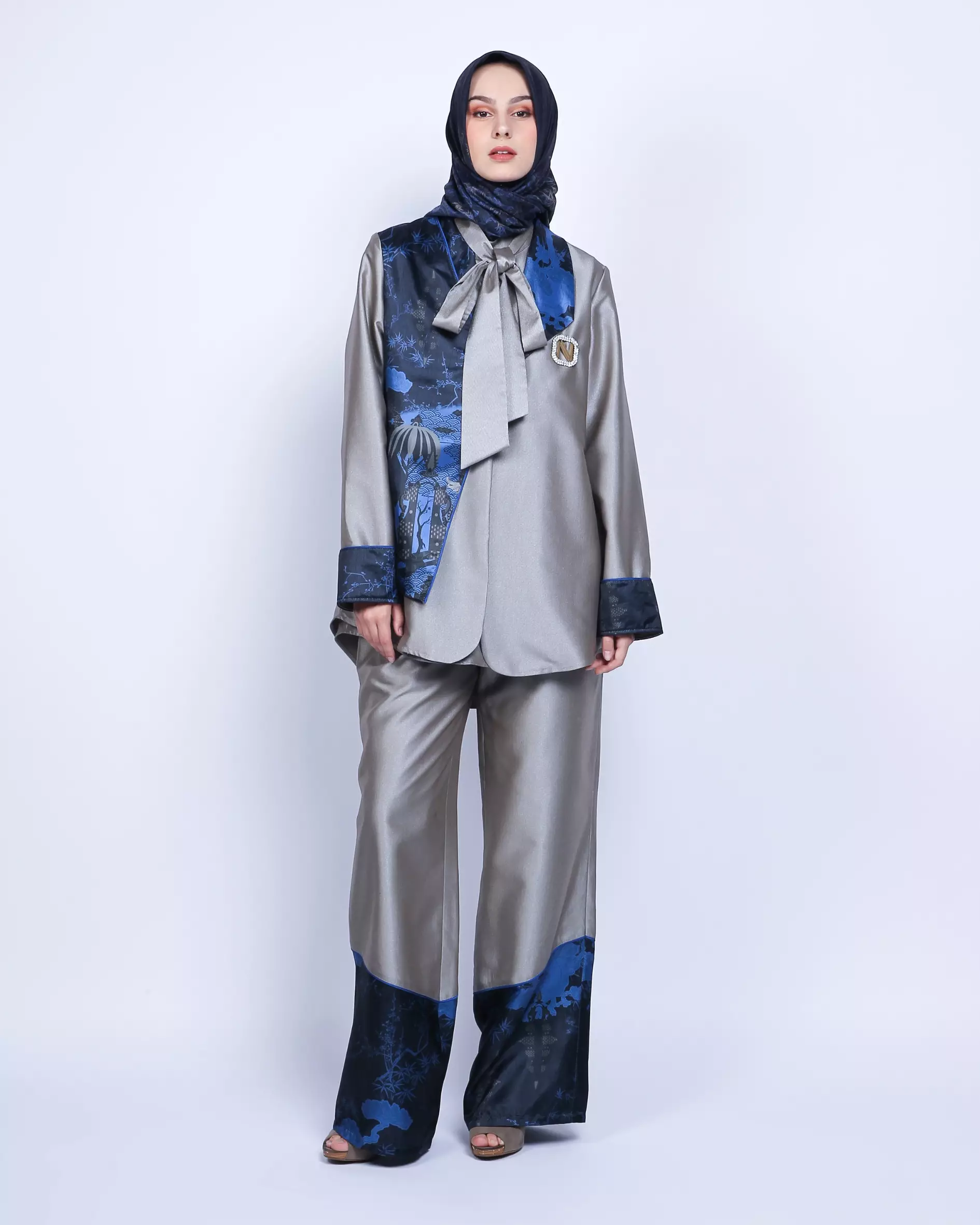 Jual Nina Nugroho (One Set) Wisesa Silver Sand Shirt Original 2024 ...