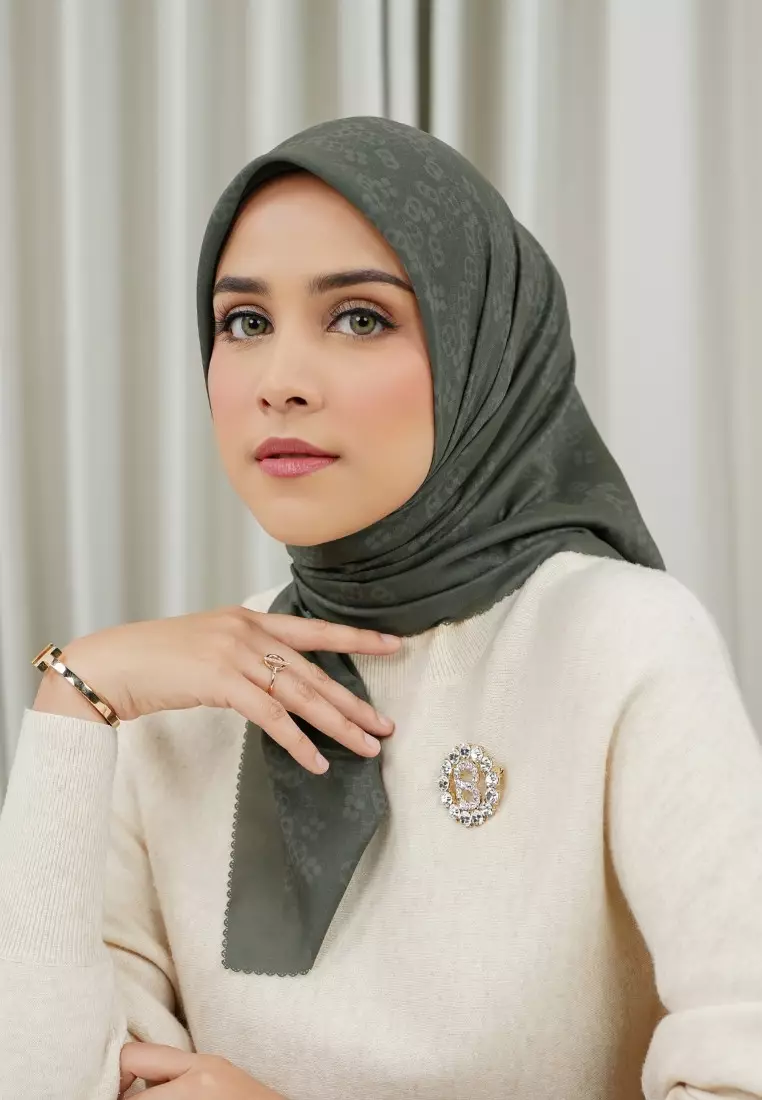 Buy Buttonscarves Monogram Scramble Voile Square - Pine 2026 Online ...