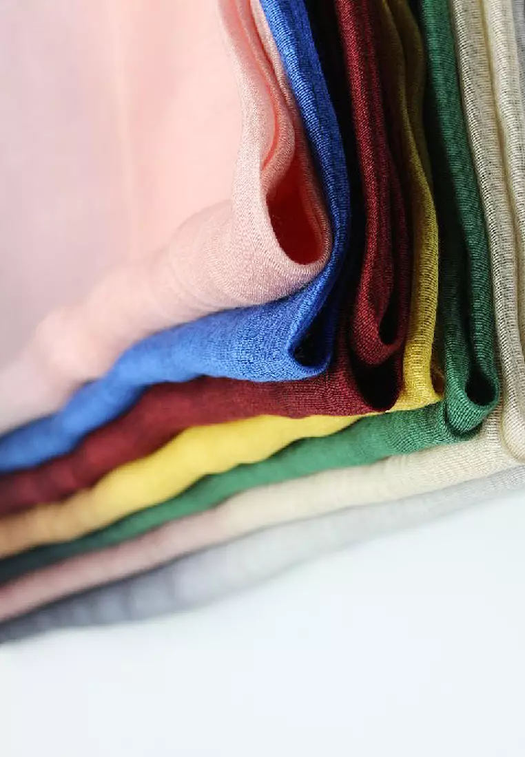 Buy ZITIQUE Grade Layer True Scarf 2025 Online | ZALORA Philippines