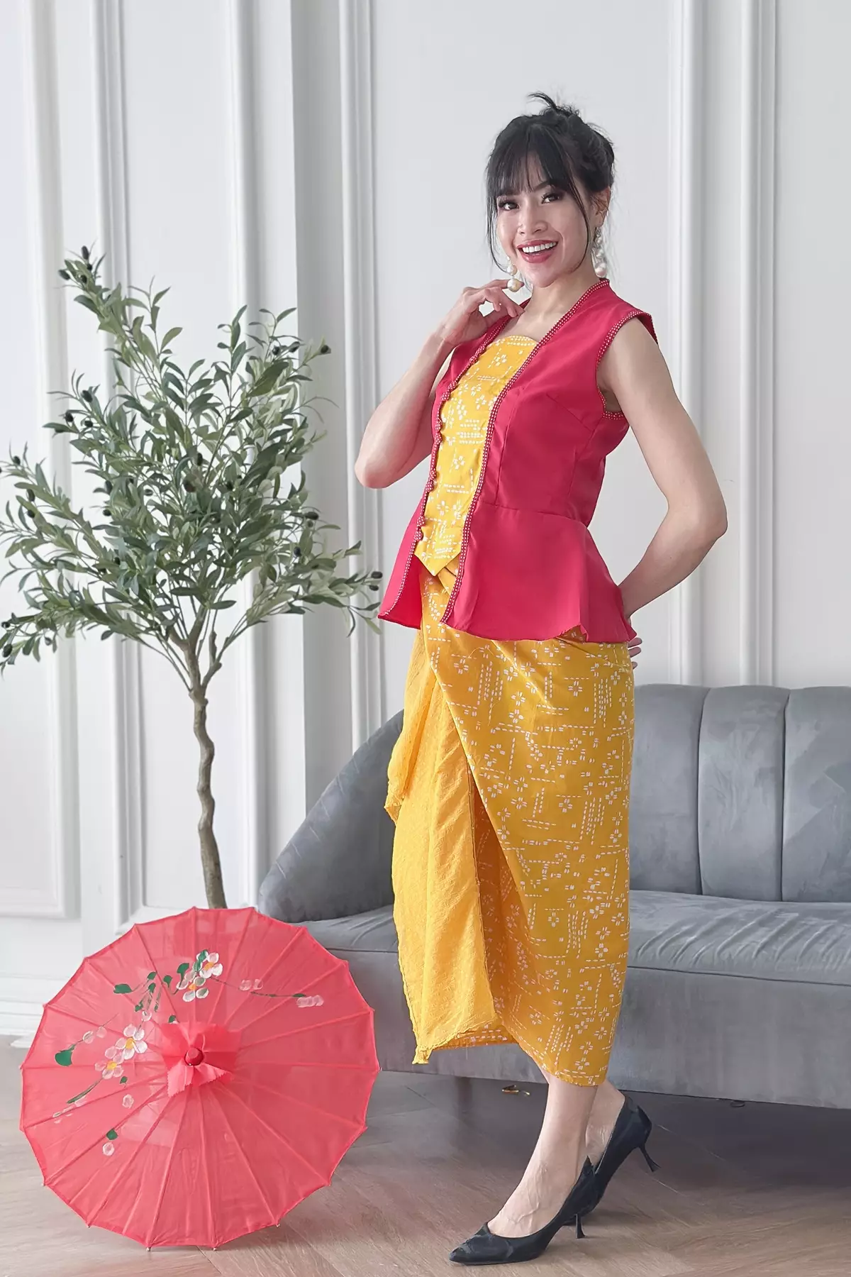 Jual DhieVine Batik Andhika Sashiko Honeycomb Frills Sarong Original ...