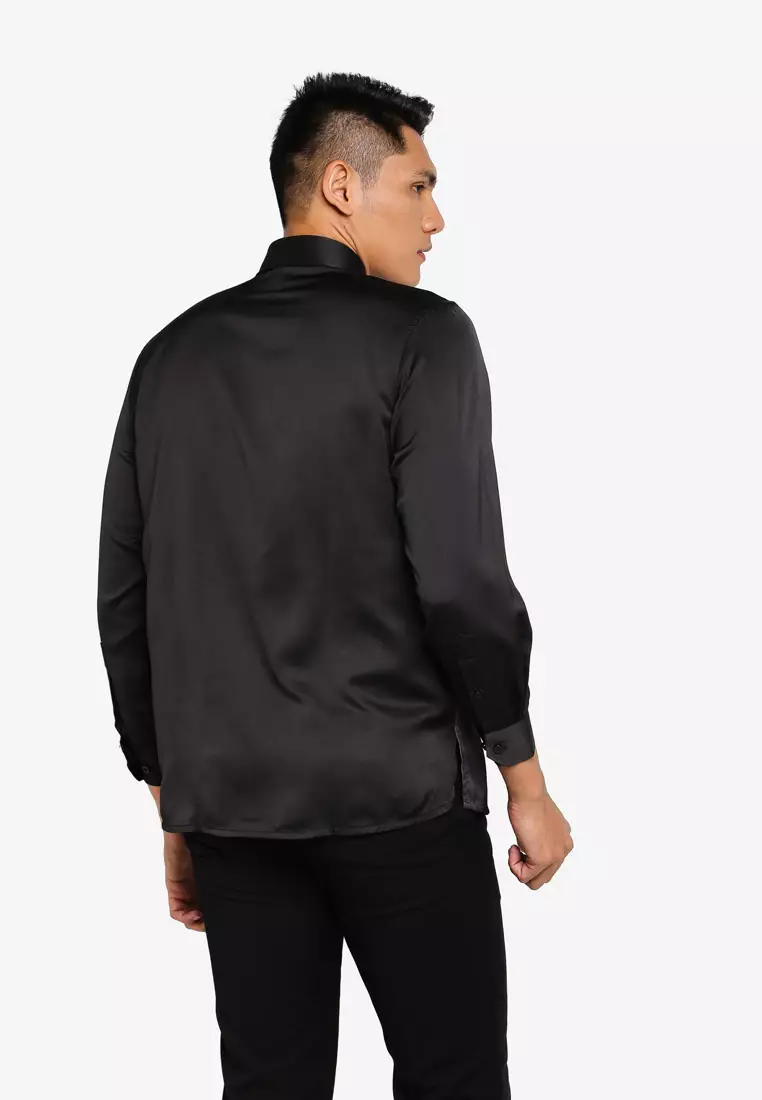 Buy Gene Martino Long Sleeve Batik 2025 Online | ZALORA