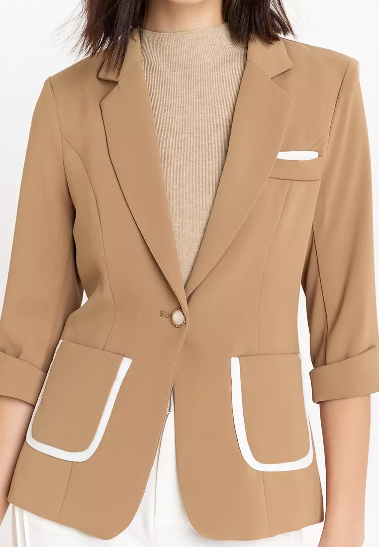 Buy Well Suited Quarter Sleeves Pocket Trim Blazer 2026 Online | ZALORA ...
