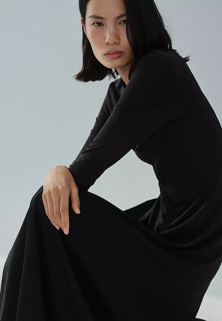 Buy Mango Long Flared Knit Dress 2025 Online | ZALORA