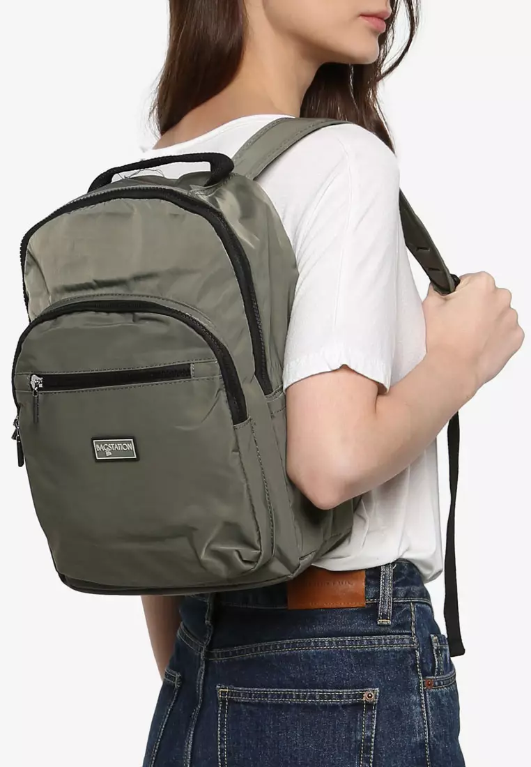 Jual Bagstation Contrast Zip Nylon Small Backpack Original 2025 | ZALORA Indonesia