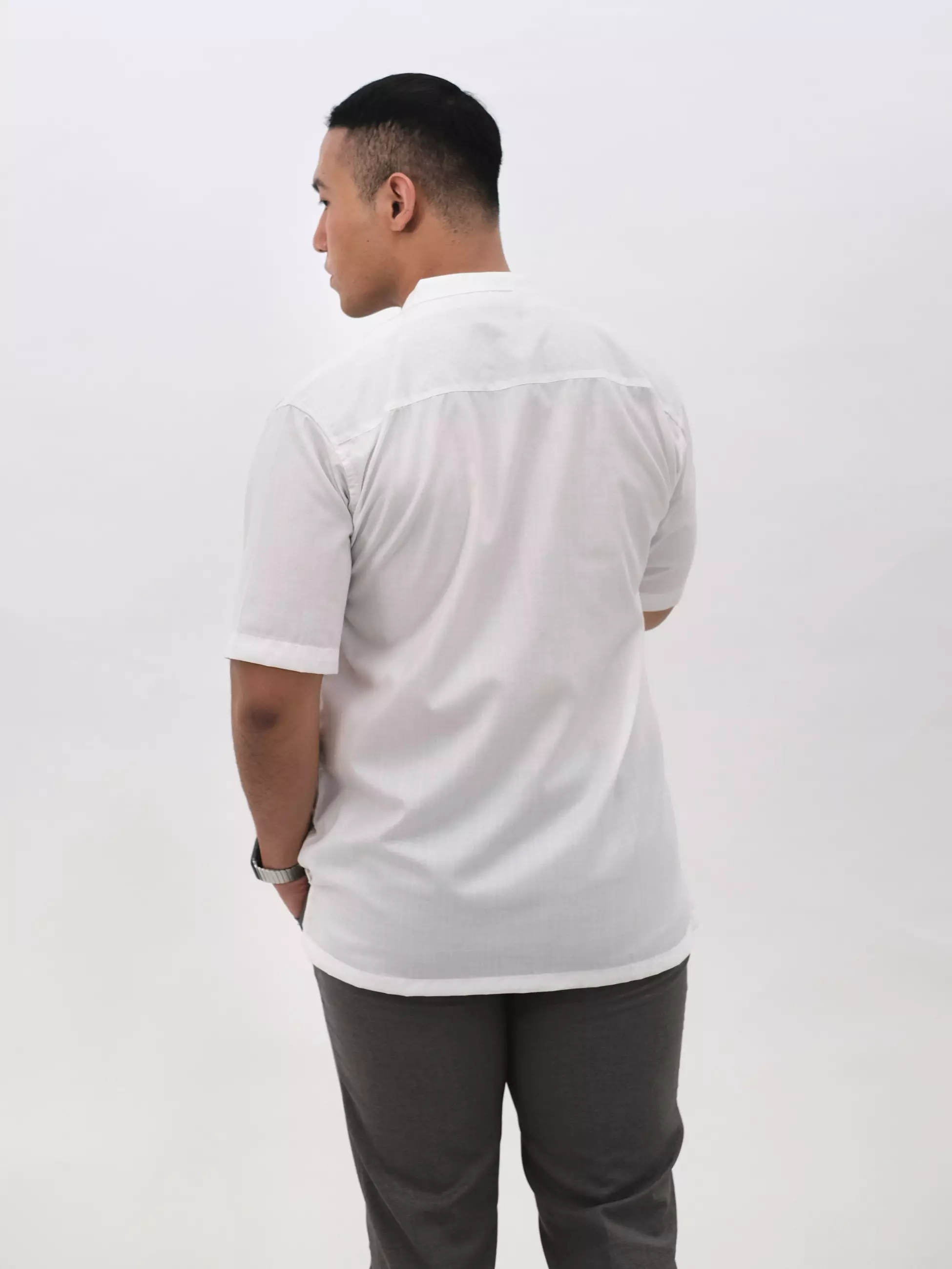 Jual Andre Michel Kemeja Koko Lengan Pendek Putih Motif Hitam Kotak-Kotak 50414 Original 2025 ...